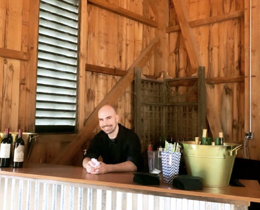 Bartenders, Drinks Mobile Bars For Wedding And Event Venues